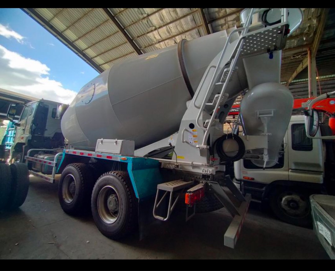 Howo Transit Mixer Euro 2, Special Vehicles, Heavy Vehicles on Carousell