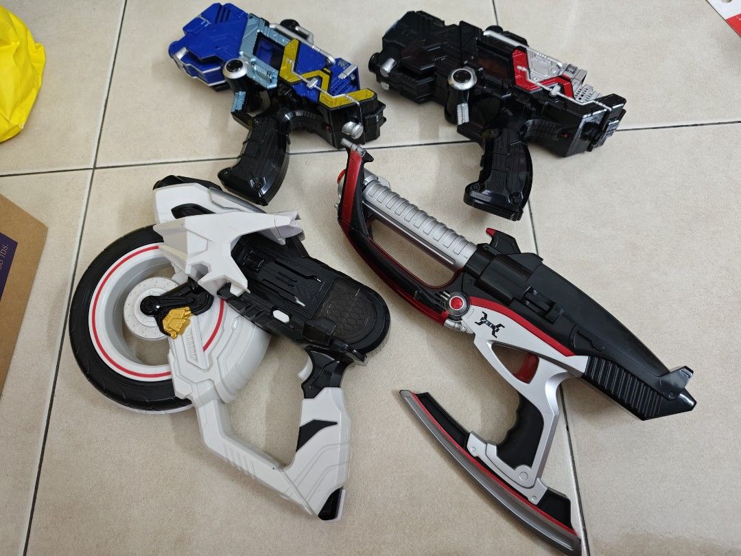 Kamen rider blasters magnum kunai gun DX preowned, Hobbies & Toys, Toys ...