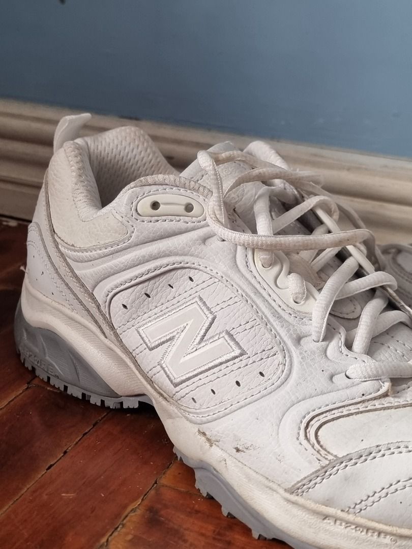 New Balance Chunky Shoes, Men's Fashion, Footwear, Sneakers on Carousell