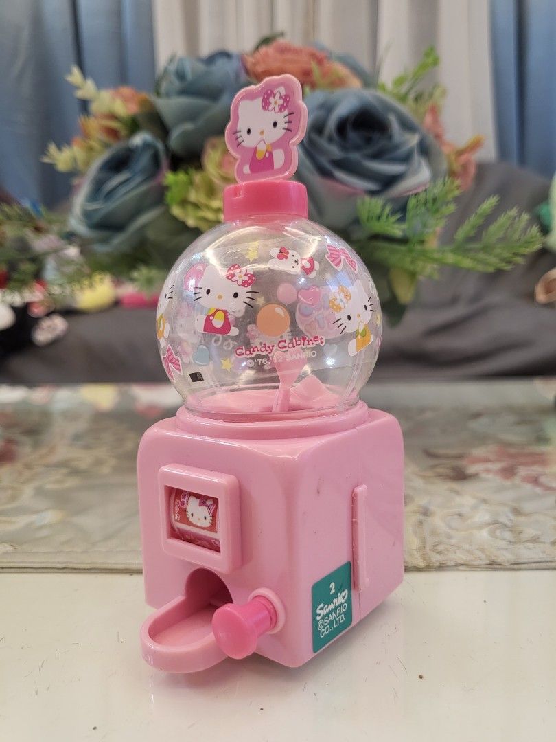 Sanrio Hello Kitty Mini Gumball Machine, Hobbies & Toys, Toys & Games ...