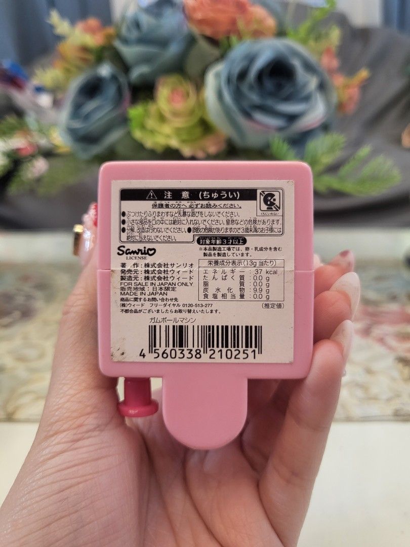 Sanrio Hello Kitty Mini Gumball Machine, Hobbies & Toys, Toys & Games ...
