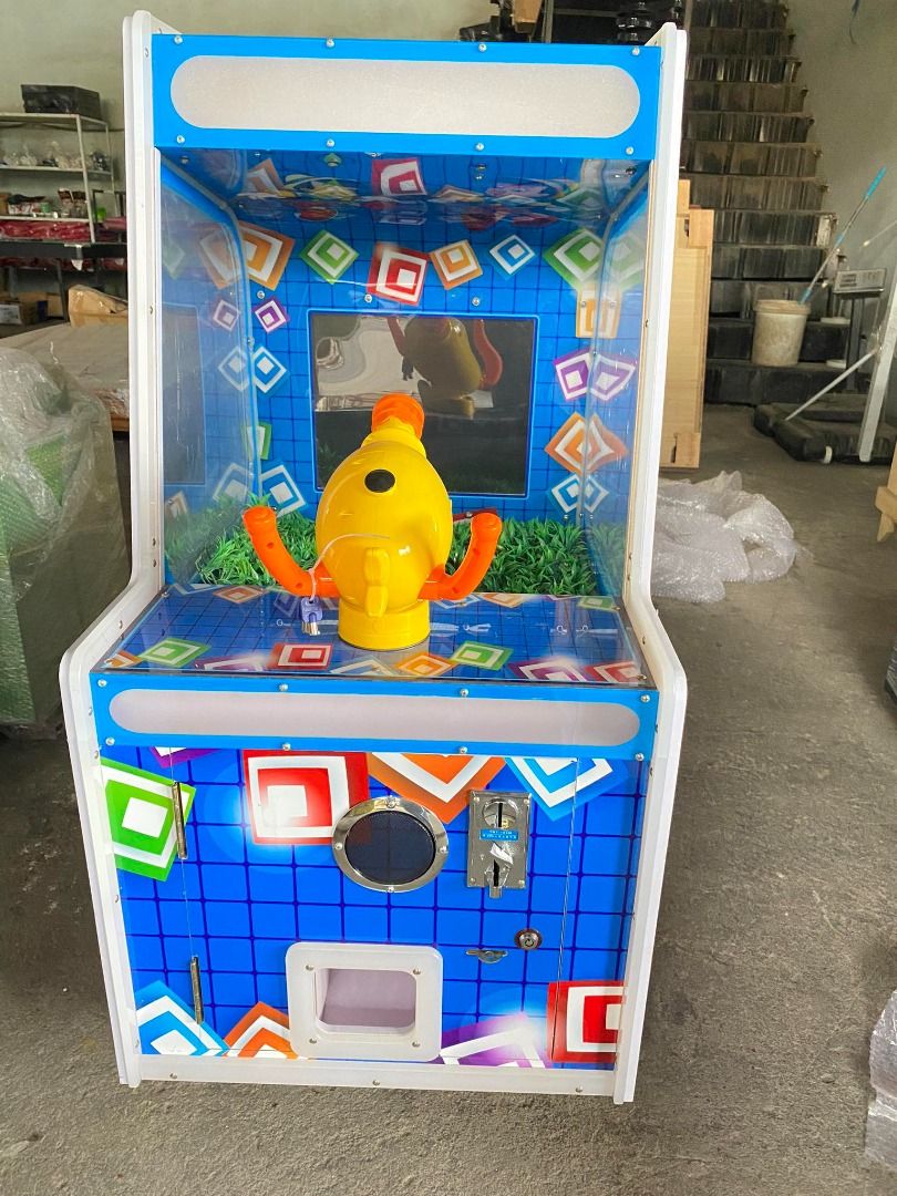 WATER SHOOTING ARCADE MACHINE, Hobbies & Toys, Toys & Games on Carousell