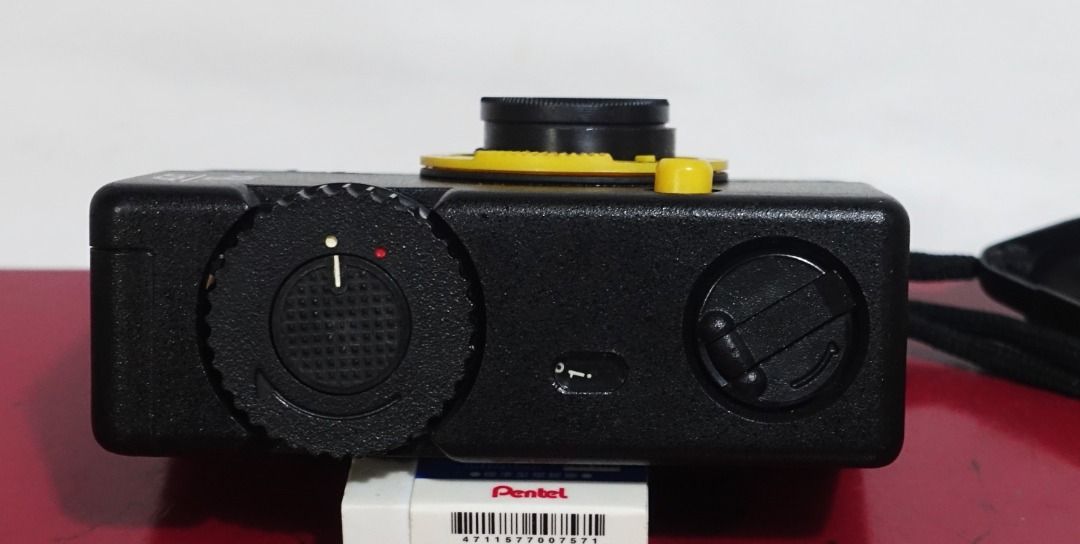 BELOMO AGAT 18K 28mm半格機 底片相機, 相機攝影, 相機在旋轉拍賣