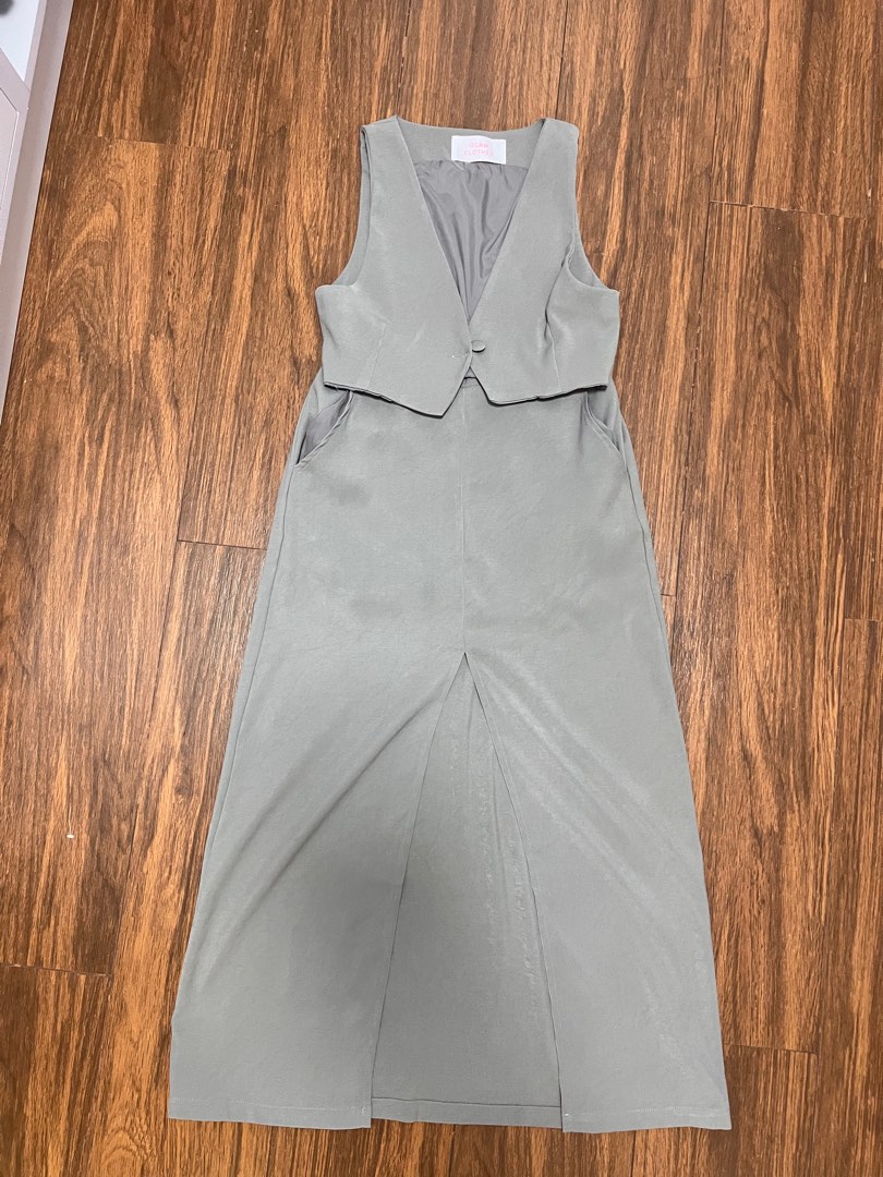 BKK Gray Coords, Women's Fashion, Dresses & Sets, Sets or Coordinates ...