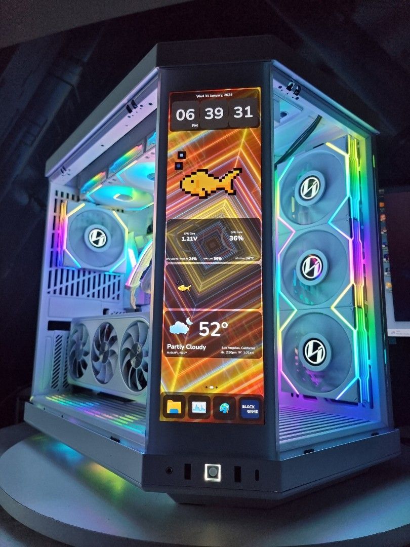 LIMITED STOCK Custom Desktop Gaming PC Hyte Y70 Touch X Gigabyte X Lian ...