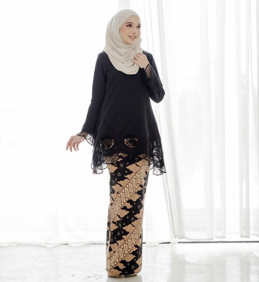 MINIMALACE RATU (BATIKA RAYA COLLECTION), Women's Fashion, Muslimah ...