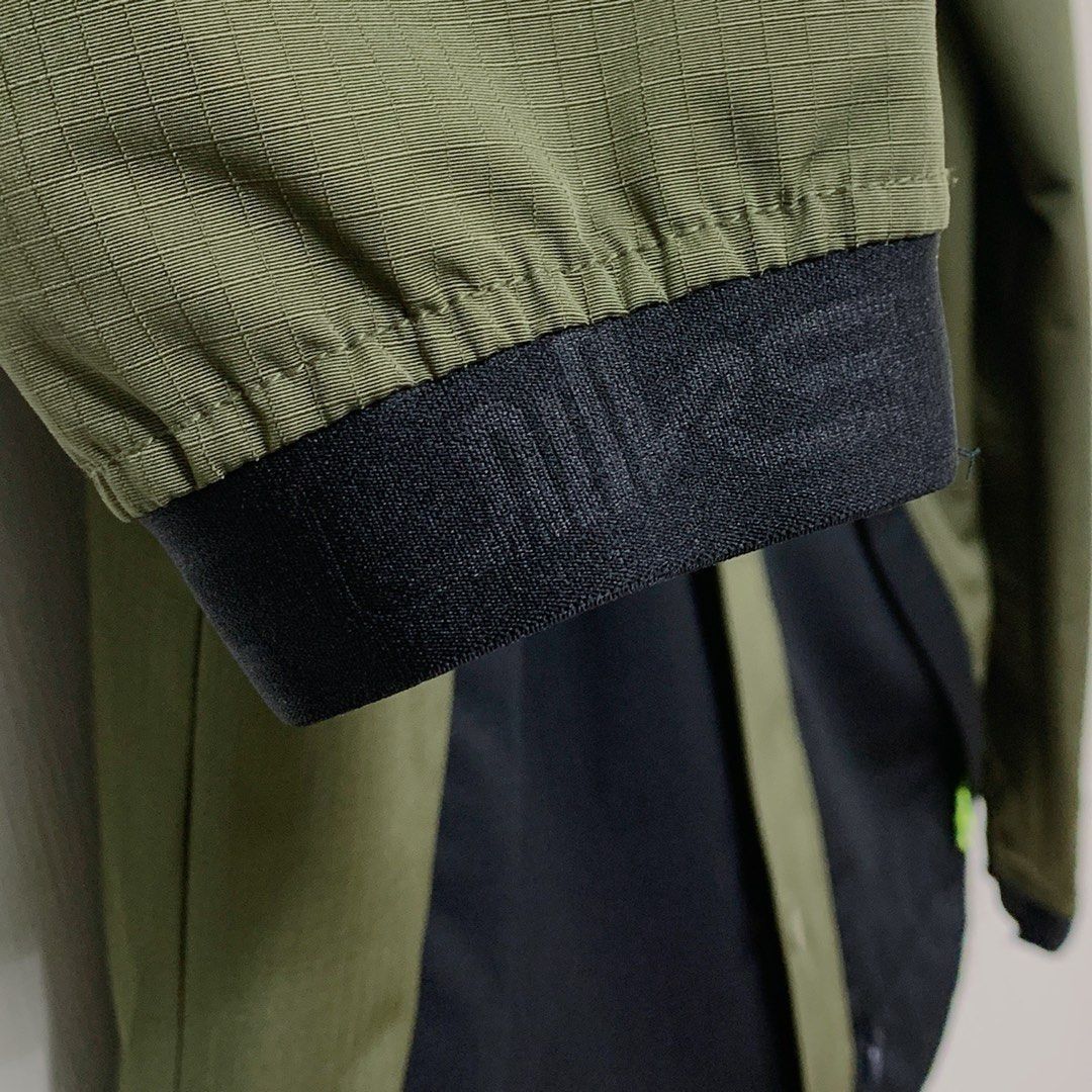 QUIKSILVER MOON LIGHT WATERPROOF JACKET 防潑水 外套 保暖 多拉鍊 防風 包脖圍 高領 連帽外套 帽T ...