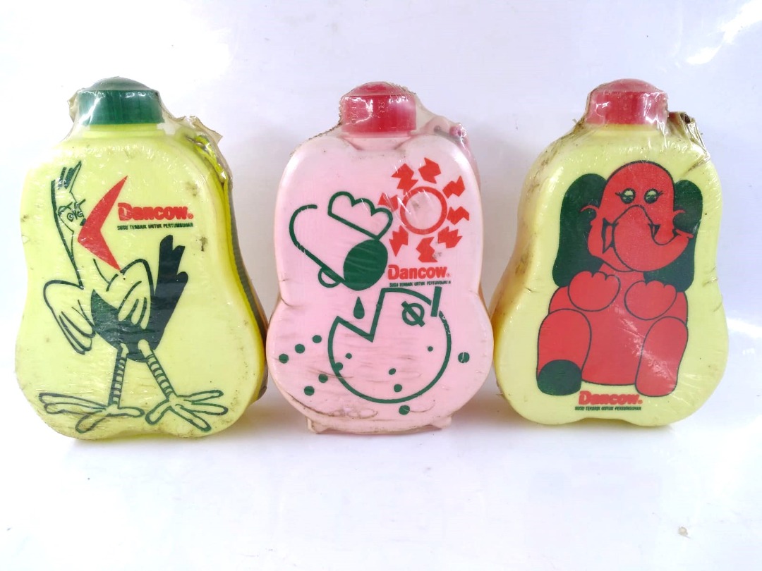 Souvenir jadul nostalgia kenangan 3 pcs botol air anak hadiah Dancow ...