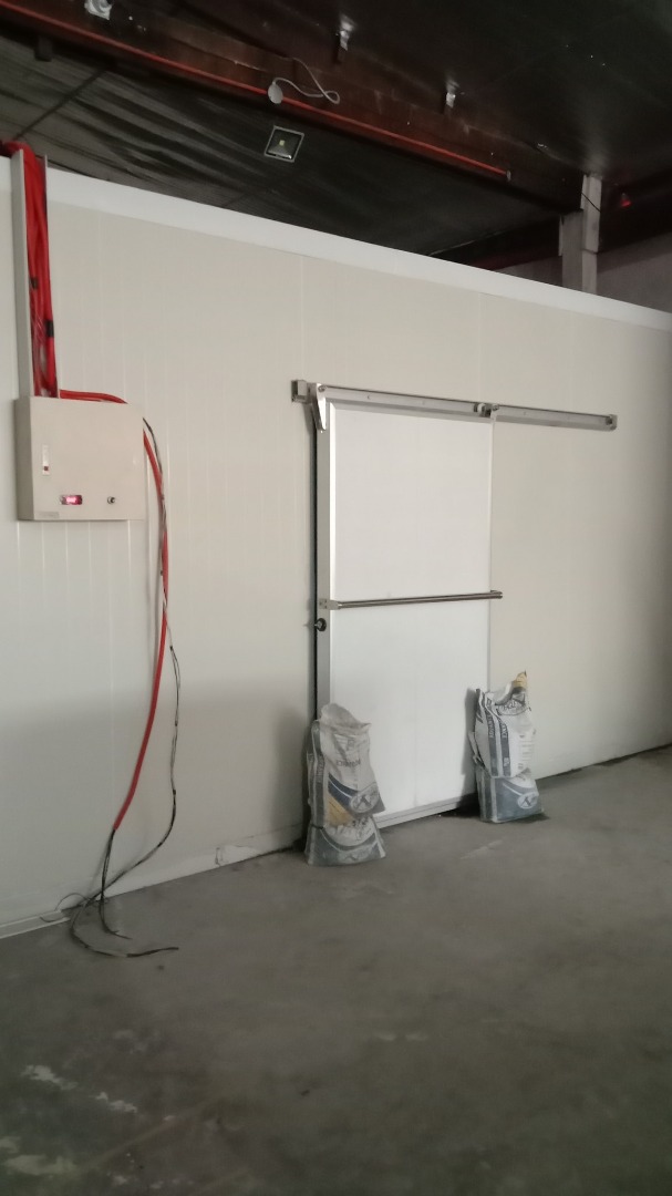 Walk-in Freezer & Chiller, Commercial & Industrial, Construction Tools ...