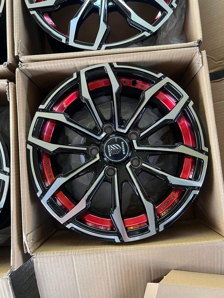 15” Hunterwheels H6015 Mags 5Holes pcd 114 Black polish with red trims ...