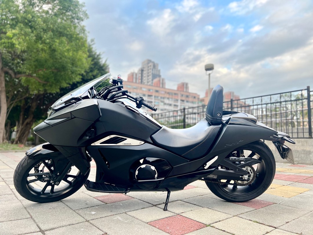 2014年 Honda NM4 ABS DCT 只跑一萬多公里 蝙蝠車 經典 前衛, 機車, 重機在旋轉拍賣