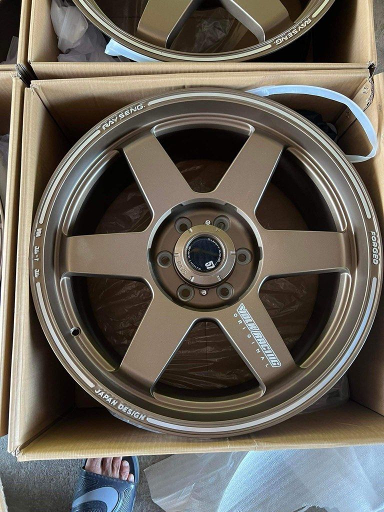 20” TE37 Design H742 Bronze Mags 6Holes pcd 139 Brandnew, Car Parts & Accessories, Mags and ...