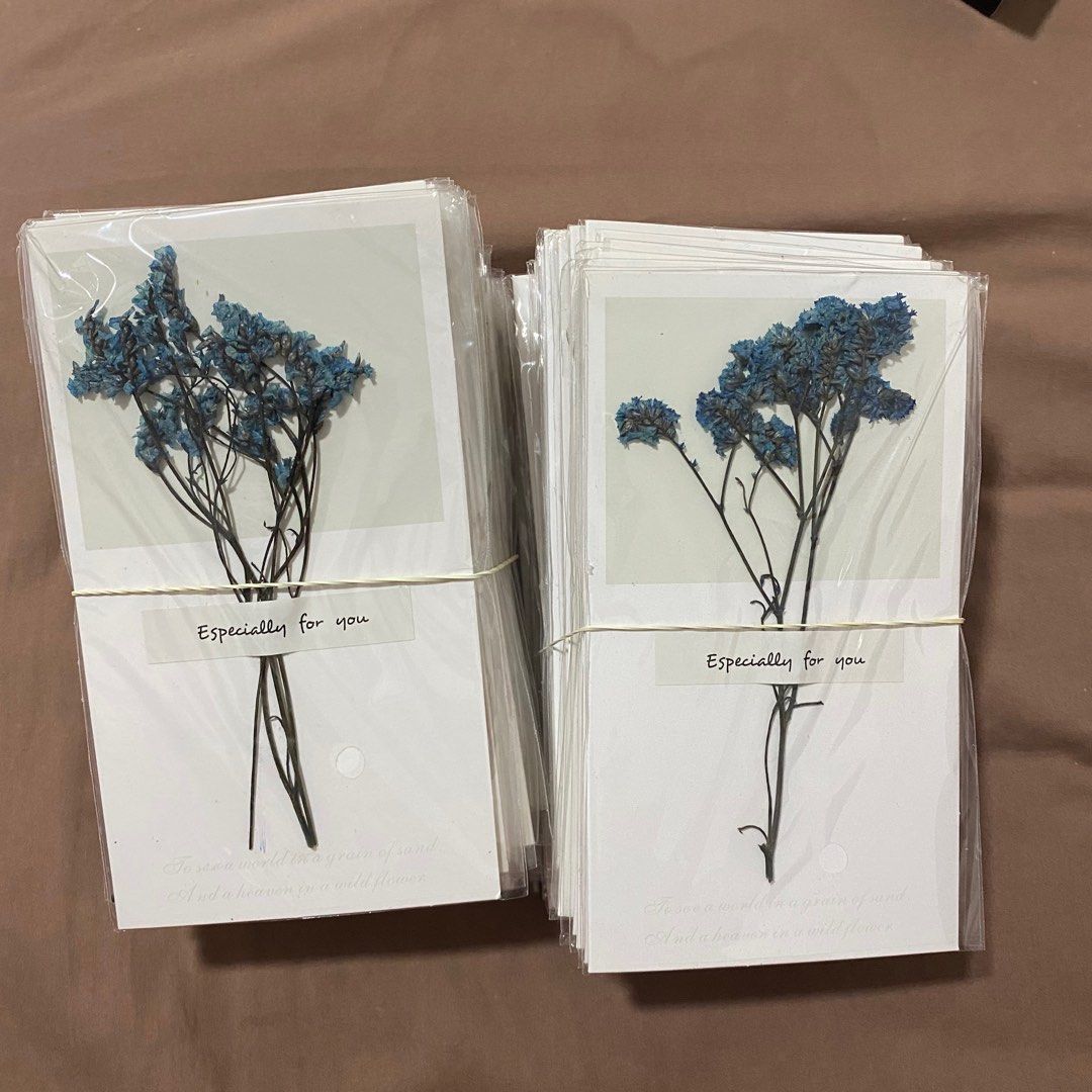 50pcs dedication card with dried flowers, Hobbies & Toys, Stationary ...