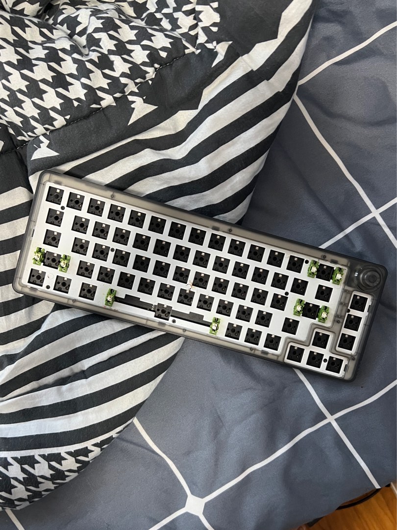 65% barebone keyboard Orbiter 67, Computers & Tech, Parts & Accessories ...