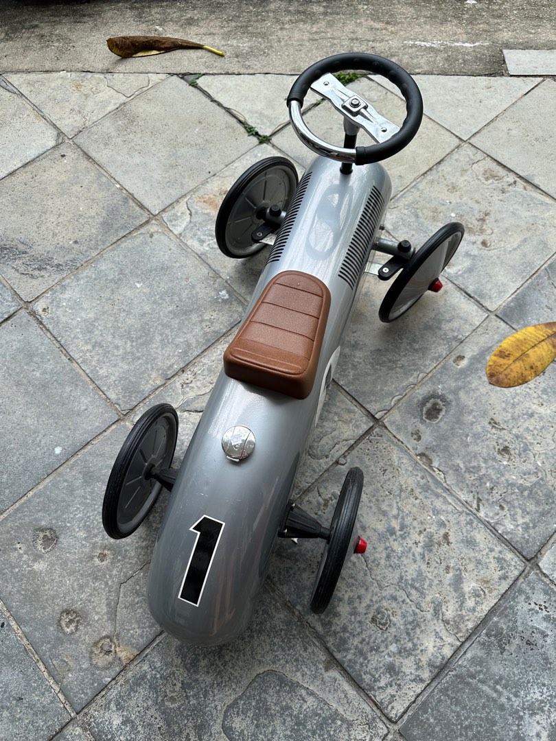 Vintage ride on car, Babies & Kids, Infant Playtime on Carousell