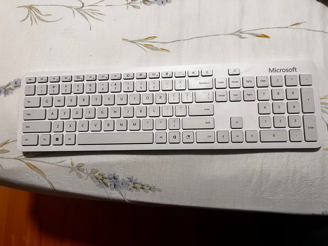 Apple Magic Keyboard Mouse Computers And Tech Parts And Accessories Computer Keyboard On Carousell