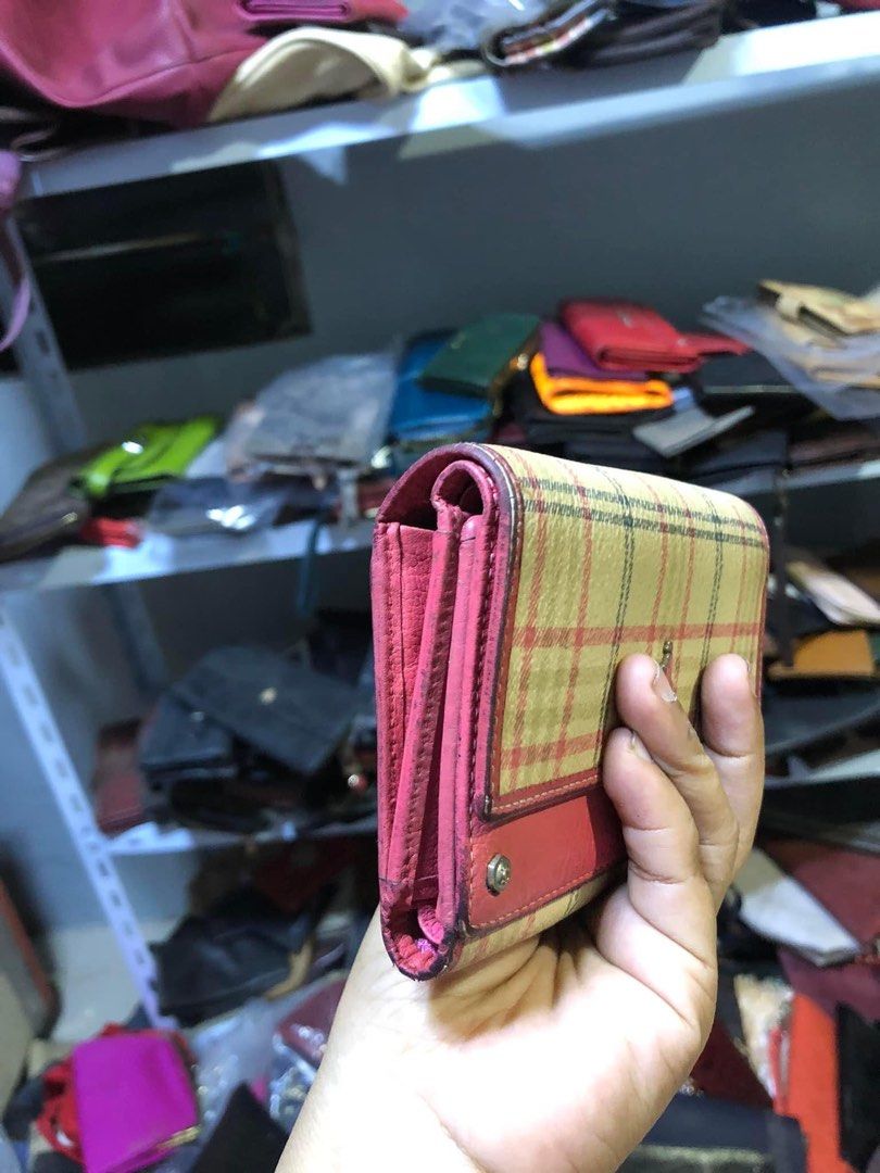 Beanpole Trifold Wallet, Women's Fashion, Bags & Wallets, Wallets ...