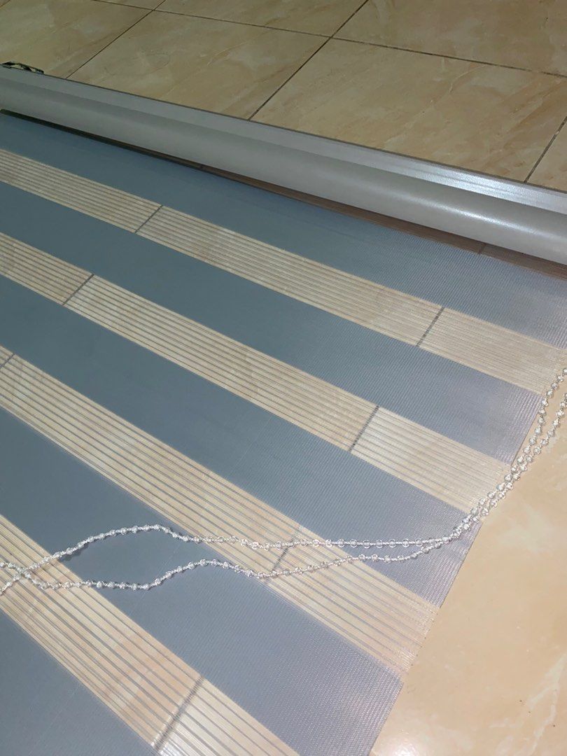 BLINDS from Wilcon Depot 40”x70”, Furniture & Home Living, Home Decor ...