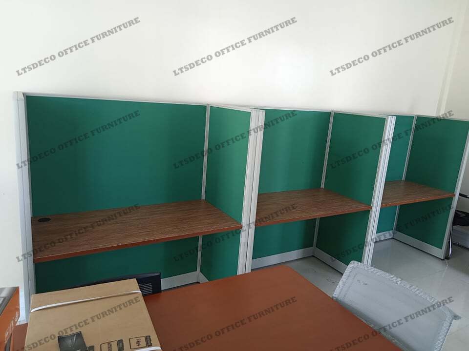 Bpo modular cubicle table Office Partitions, Furniture & Home Living ...