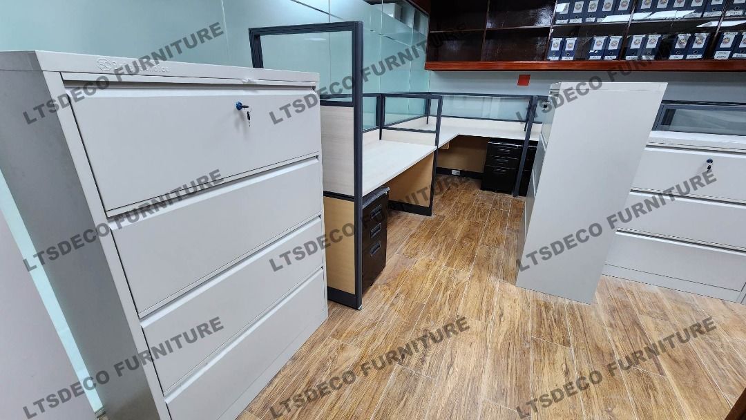 BPO TABLE OFFICE PARTITION CUBICLES, Furniture & Home Living, Office ...