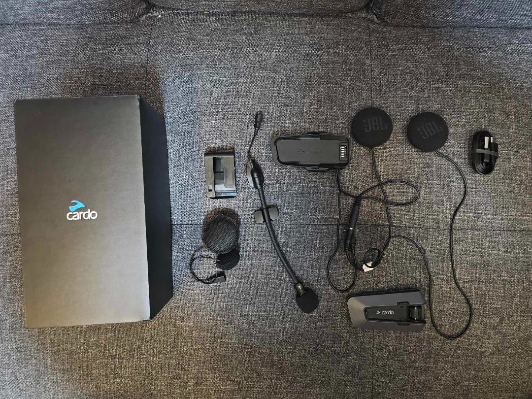 Cardo Pack Talk Edge, Motorbikes, Motorbike Parts & Accessories, Other ...