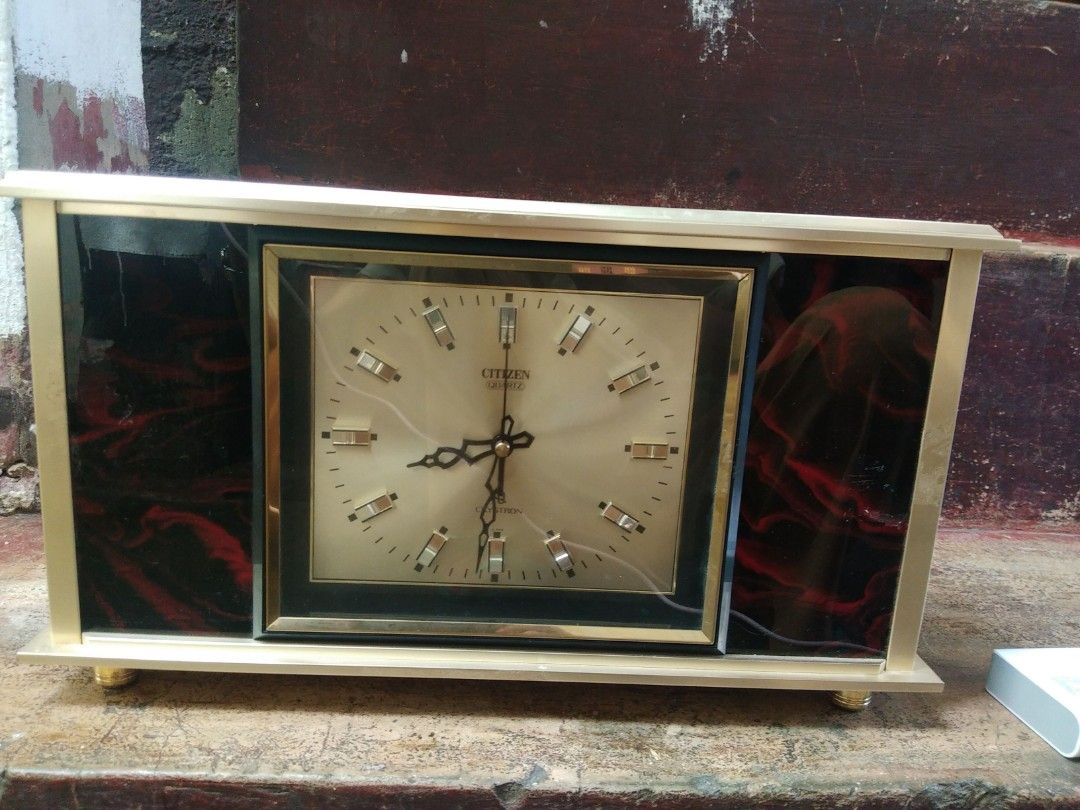 Citizen Quartz crystron table clock, Furniture & Home Living, Home ...