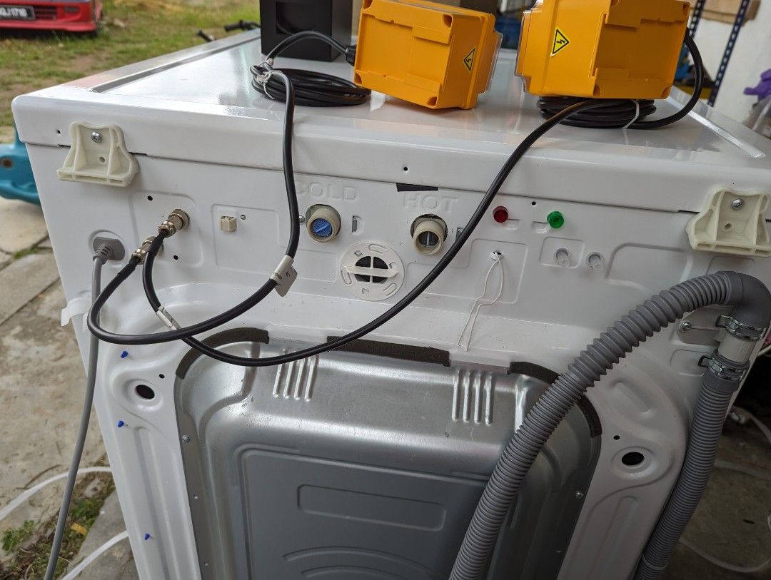 Coin @ Token operated self service washing machine 24kg LG, TV & Home ...