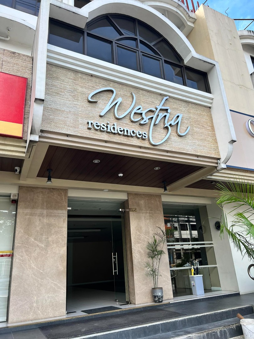 Commercial space unit for rent located at West Avenue Quezon City ...