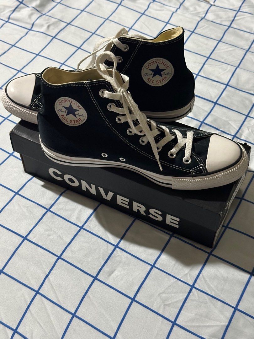 Converse Chuck Taylor Core High Top 9.5 Mens, Men's Fashion, Footwear ...