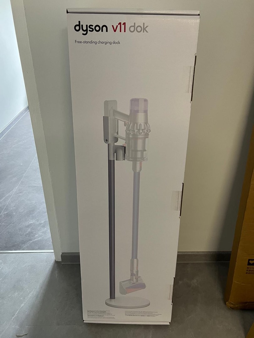 Dyson Vaccum Rack V11 DOK, TV & Home Appliances, Vacuum Cleaner ...