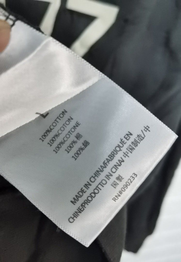 Essential 1977, Luxury, Apparel on Carousell