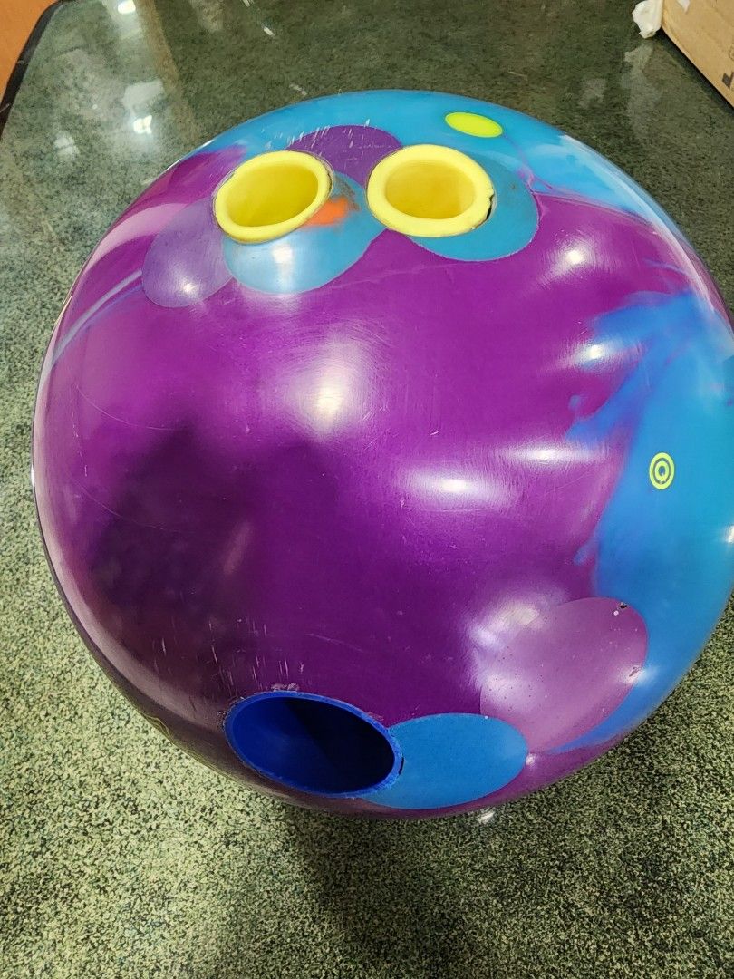 Global 900 Zen Bowling Ball, Sports Equipment, Sports & Games ...