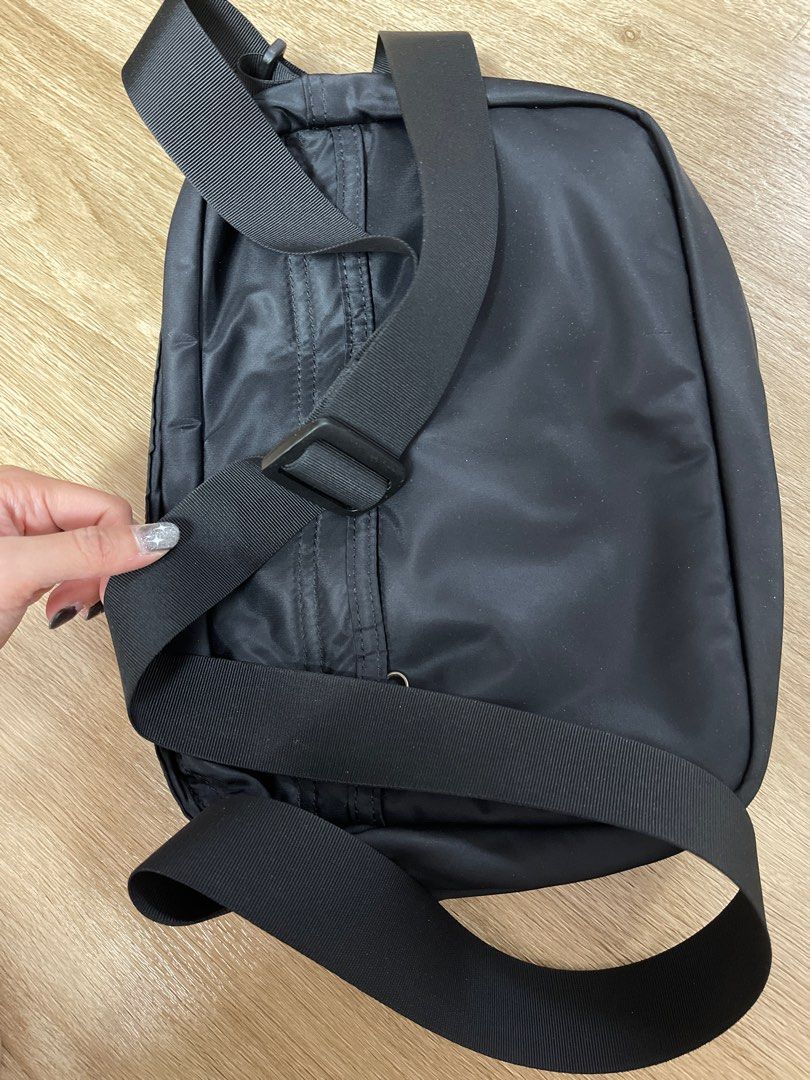 Gregory bag in black, Men's Fashion, Bags, Sling Bags on Carousell