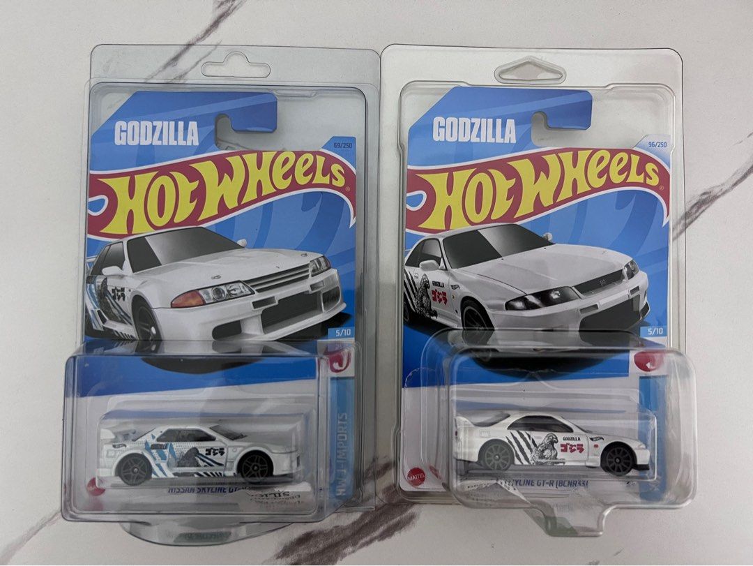 Hotwheels Godzilla R32 & R33 Lot JDM, Hobbies & Toys, Collectibles ...
