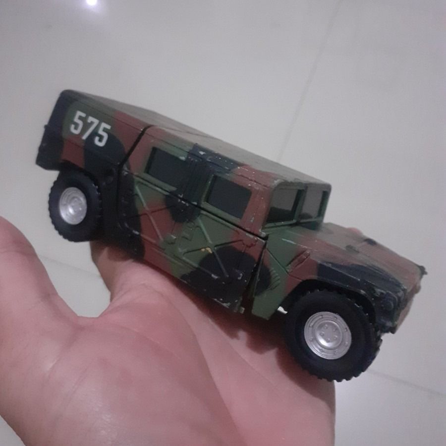 HUMVEE TRANSFORMERS ROBOT, Toys & Collectibles, Mainan di Carousell
