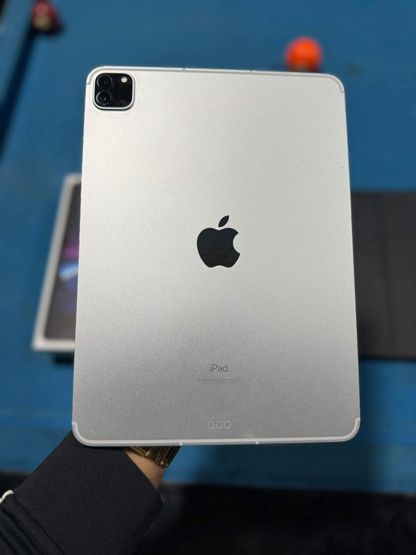 Ipad pro m1 chip 512gb, Mobile Phones & Gadgets, Tablets, iPad on Carousell