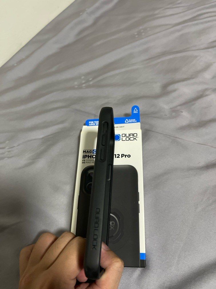 IPhone 12/12 Pro Quadlock MAGSAFE Case, Mobile Phones & Gadgets, Mobile ...