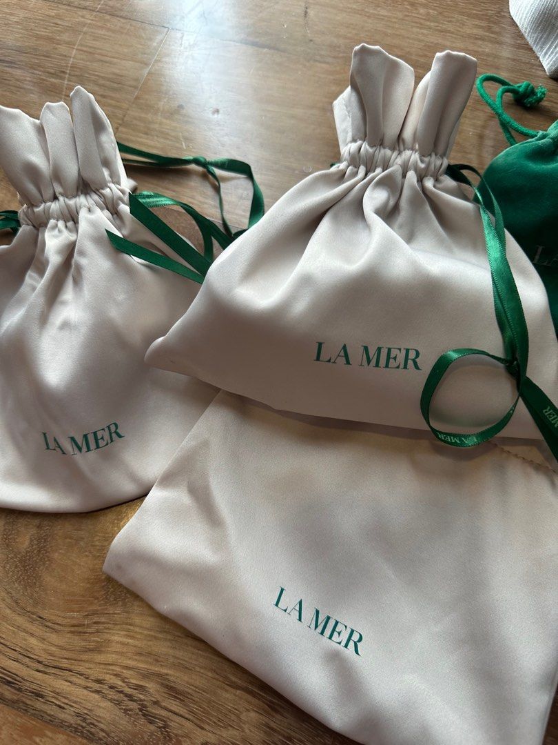La Mer Pouch, Women's Fashion, Bags & Wallets, Purses & Pouches on ...