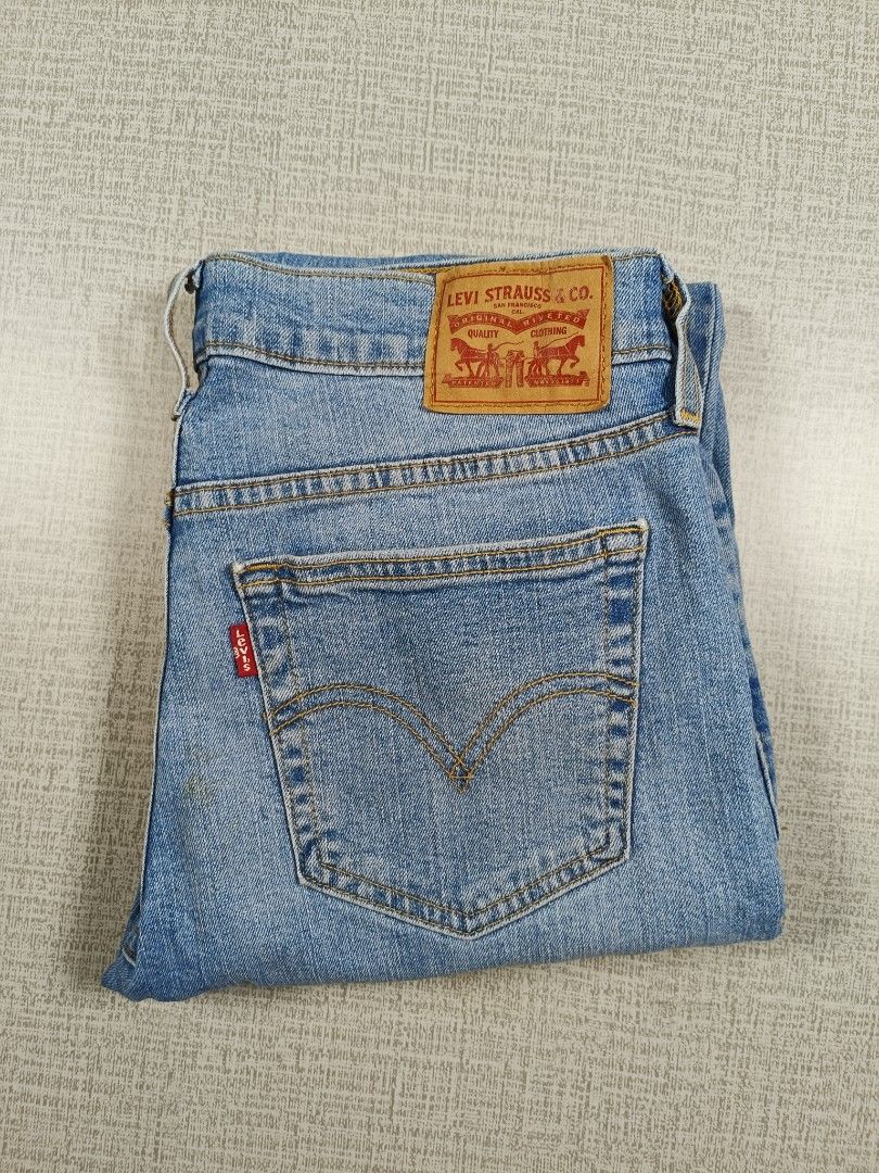 Levi's Boyfriend Skinny Jeans, Women's Fashion, Bottoms, Jeans on Carousell