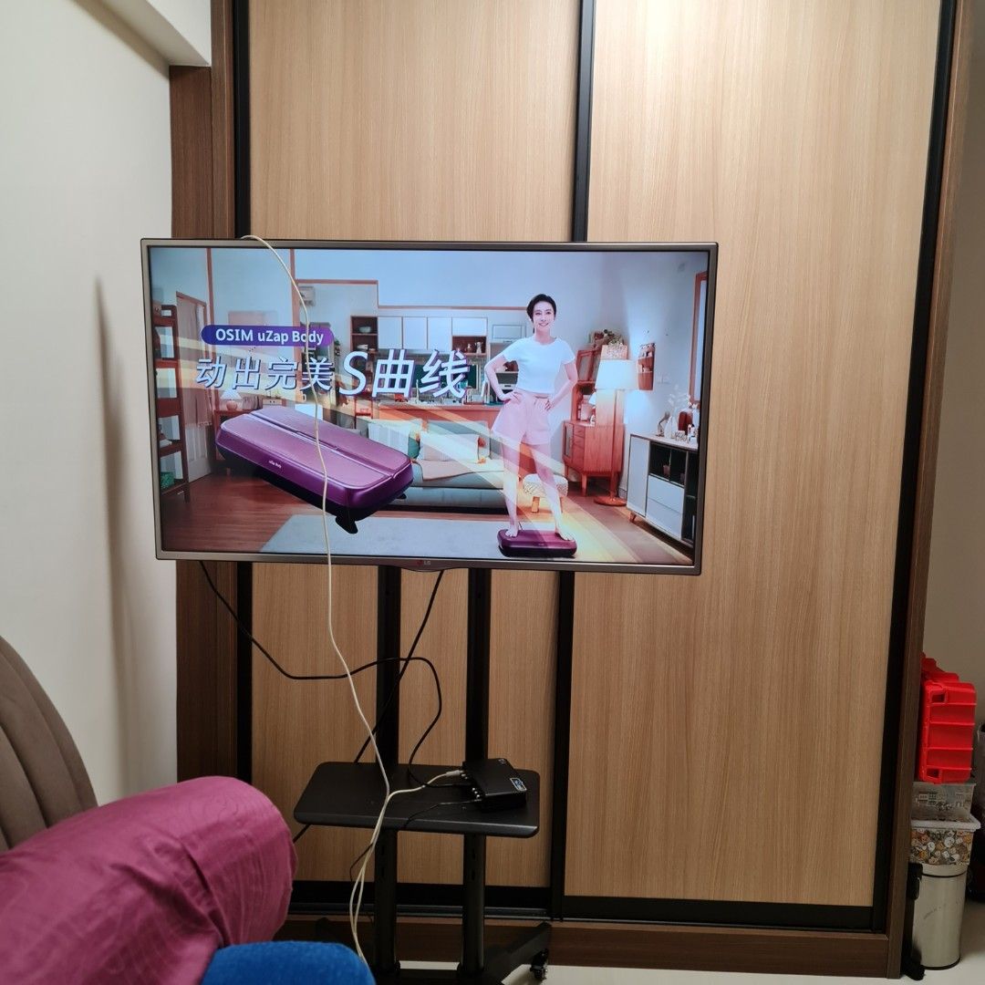 LG TV 47" FOR SALE, TV & Home Appliances, TV & Entertainment, TV on ...