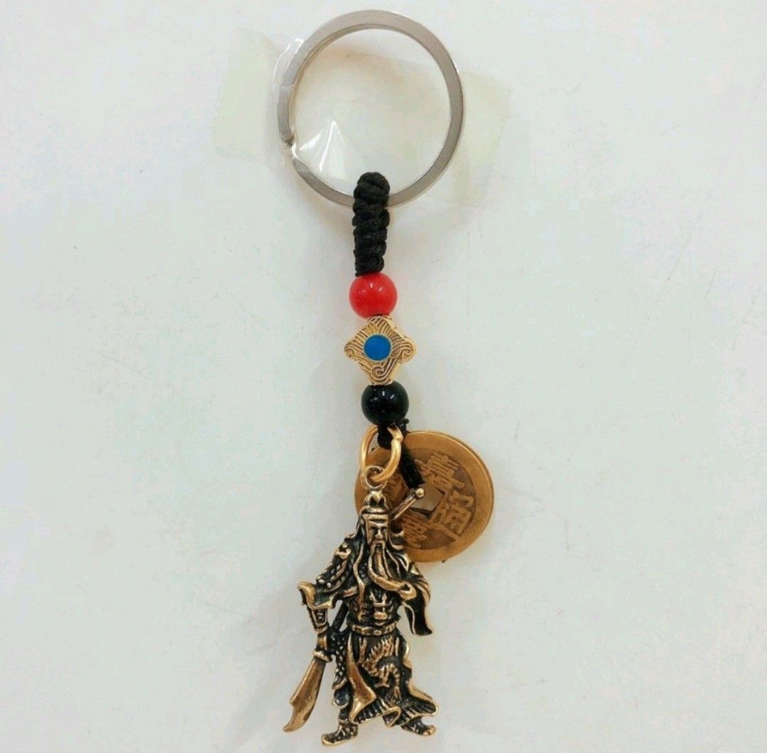 Lucky Guan Gong (Kuan/Kong or Santiago) with mystic knot Keychain ...