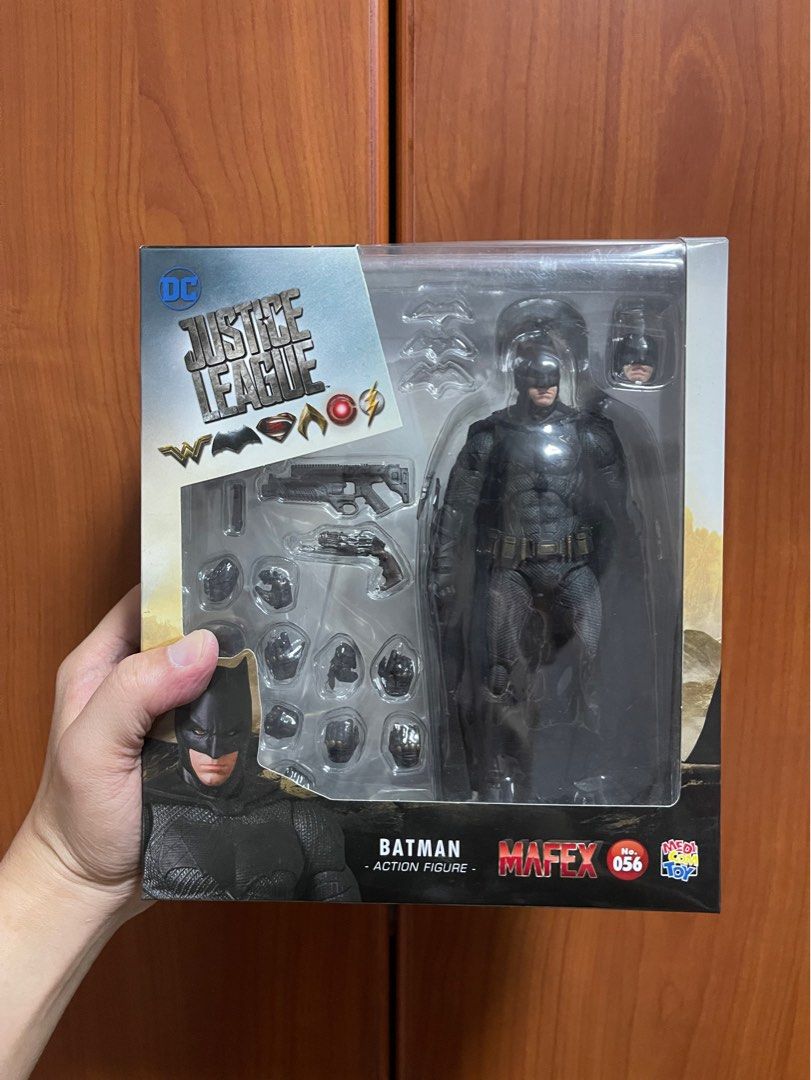 Mafex Superman and Mafex Batman Justice League, Hobbies & Toys, Toys ...