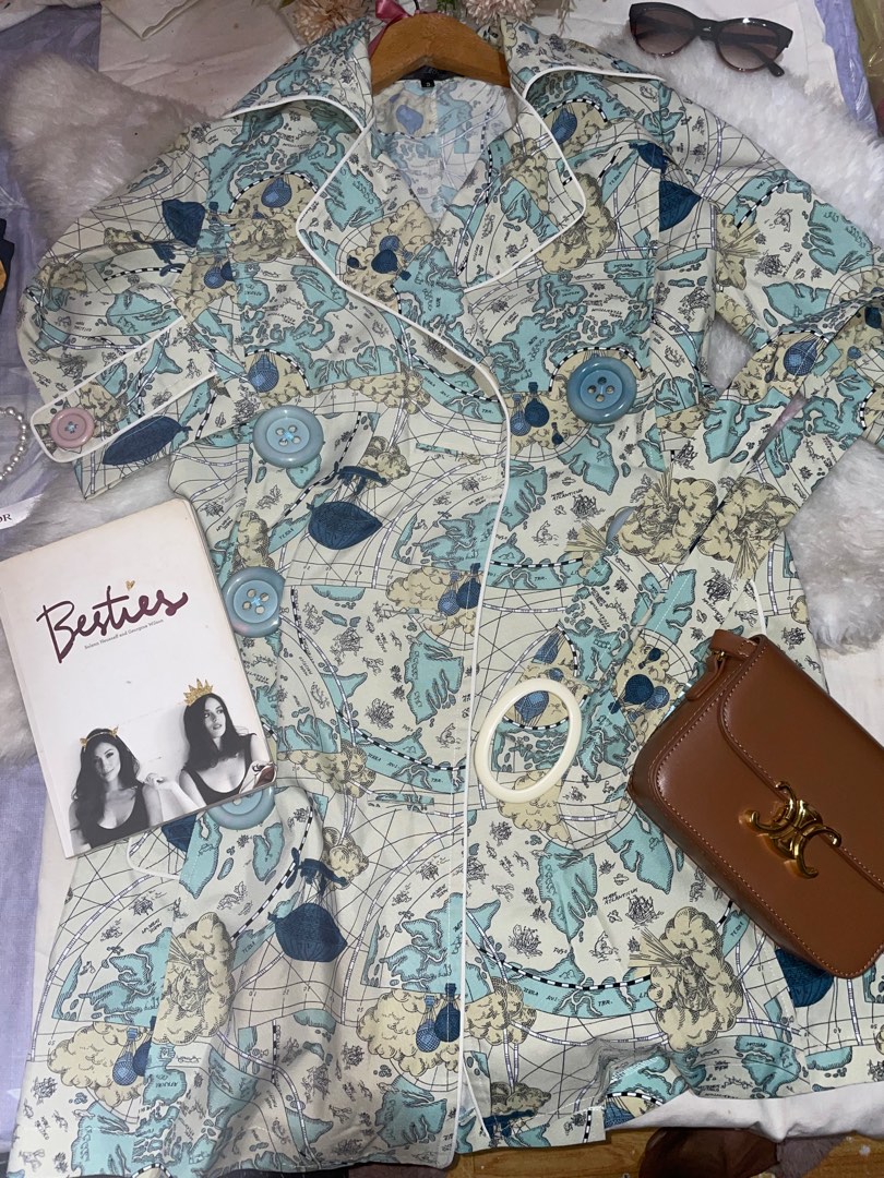 Map of the World Coat with Belt, Women's Fashion, Coats, Jackets and ...