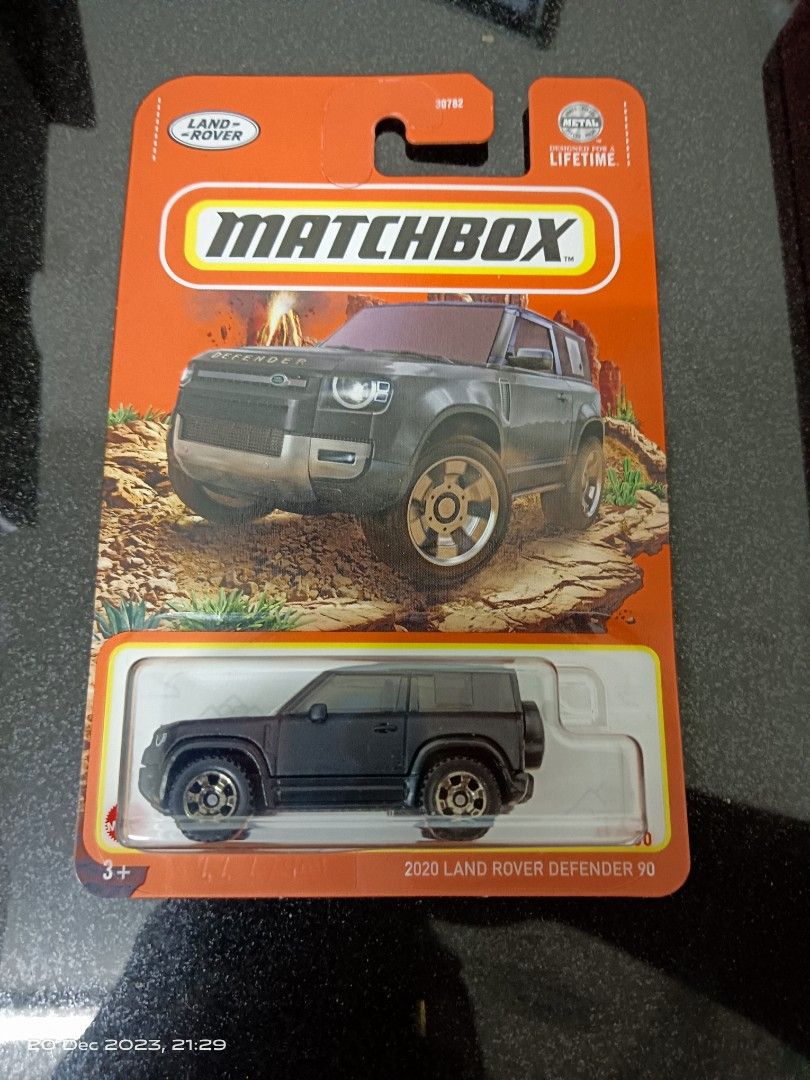 Matchbox LAND ROVER DEFENDER 90, Hobbies & Toys, Toys & Games on Carousell