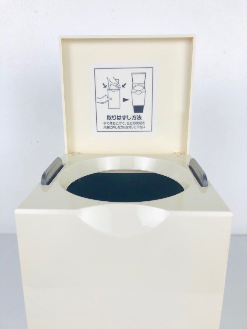 Mini Personal Thrash Bin With Lid, Furniture & Home Living, Cleaning ...