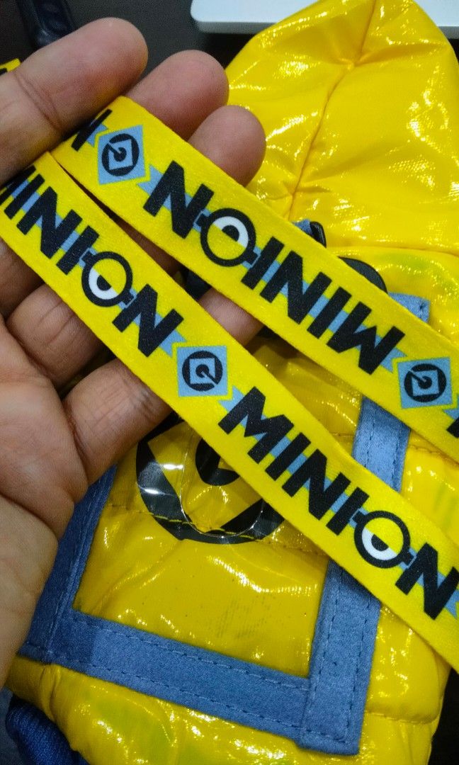 Minions Hoodie Merchandise Japan, Hobbies & Toys, Collectibles ...