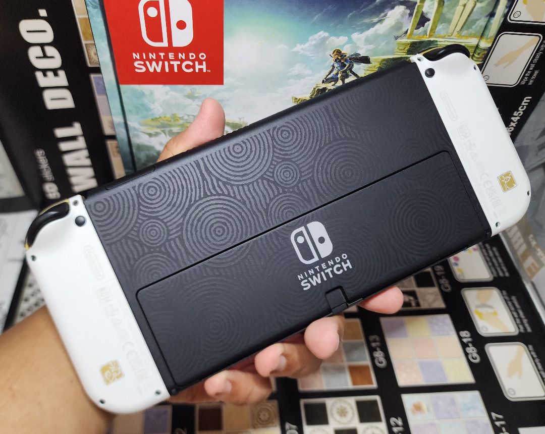 NINTENDO SWITCH LEGEND OF ZELDA EDITION, Video Gaming, Video Game ...
