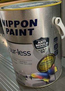 TRASCO 4 Litres Gloss Paint , Furniture & Home Living, Home Improvement ...