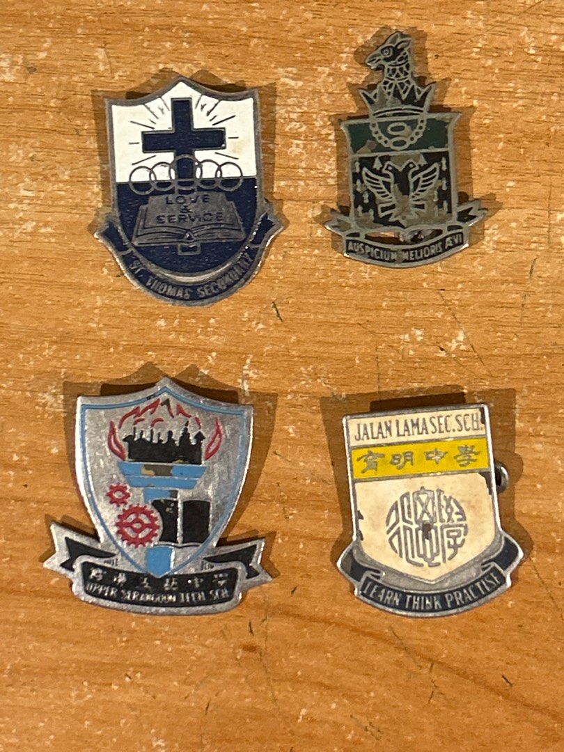 Old Singapore school badge RI Chinese Hiigh Dunearn Upper Serangoon ...