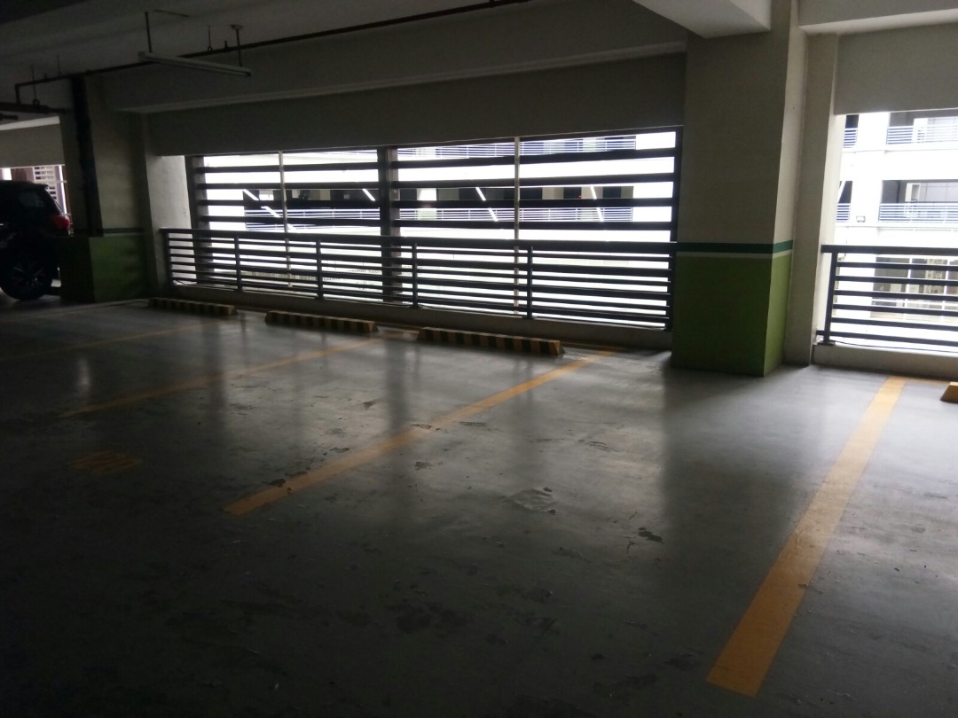 Makati Condo Parking Slot For Rent MRT Magallanes Station San Lorenzo ...